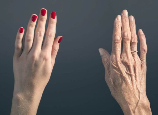 Myths about aging - medical refutation - SIXMD - Vietnamese Online Shop